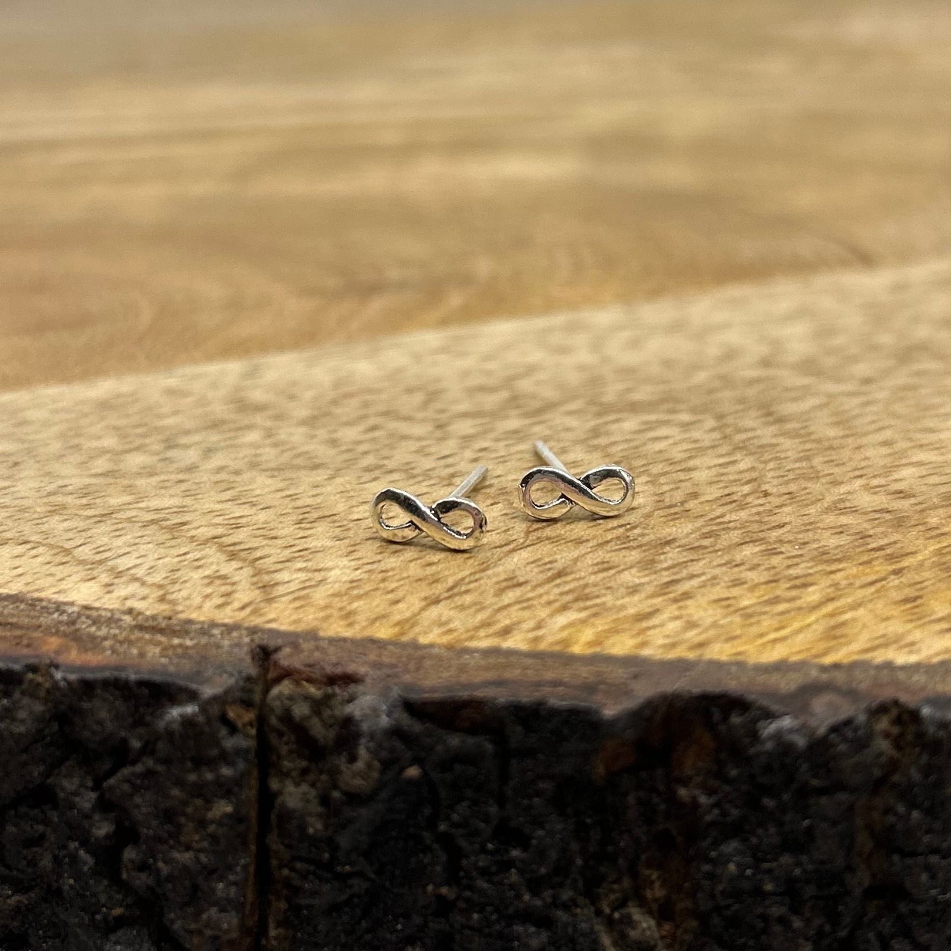 Thai Silver Infinity Symbol Stud – One World Bazaar